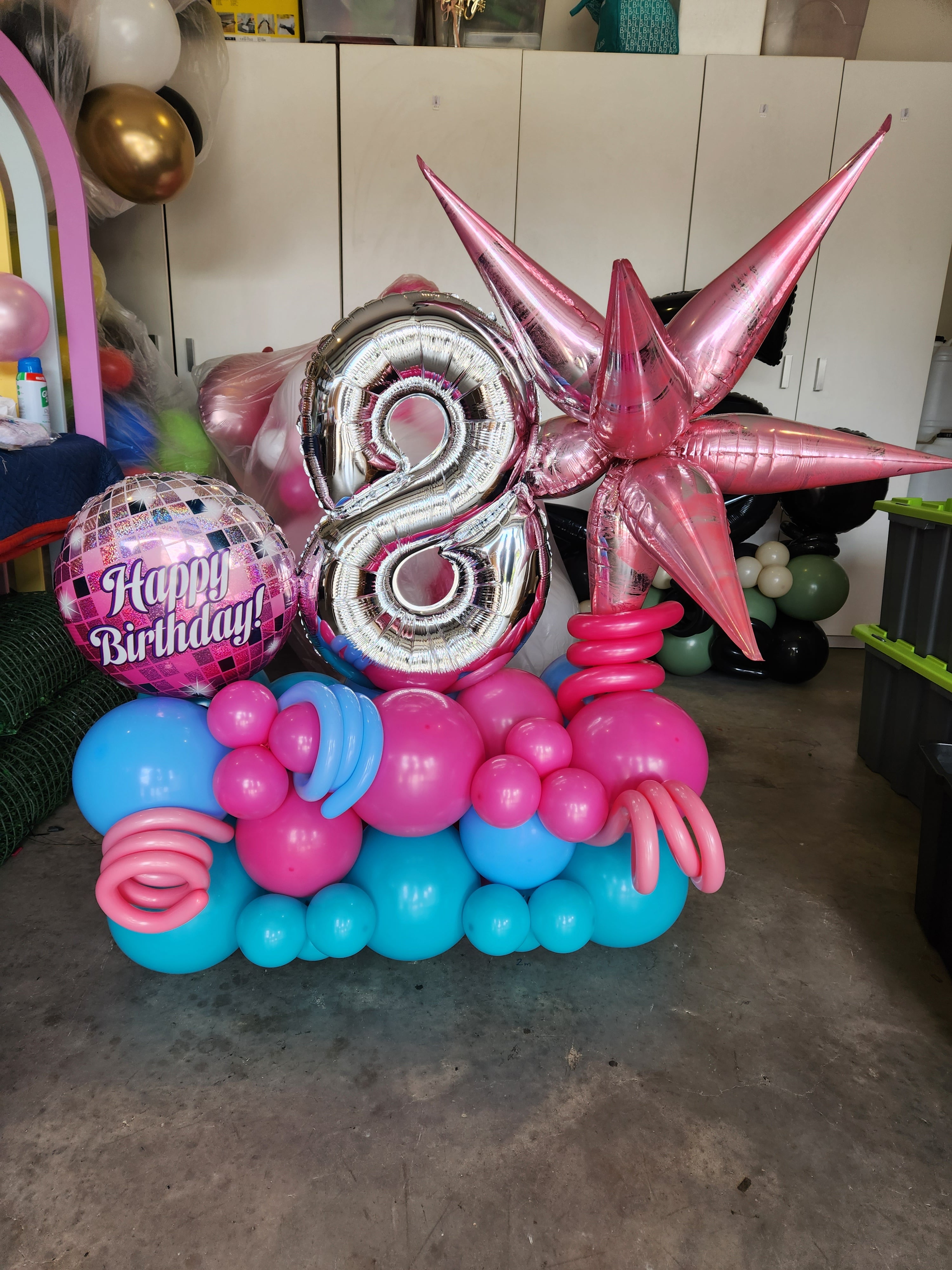 Balloon Arrangements – Savy Balloons